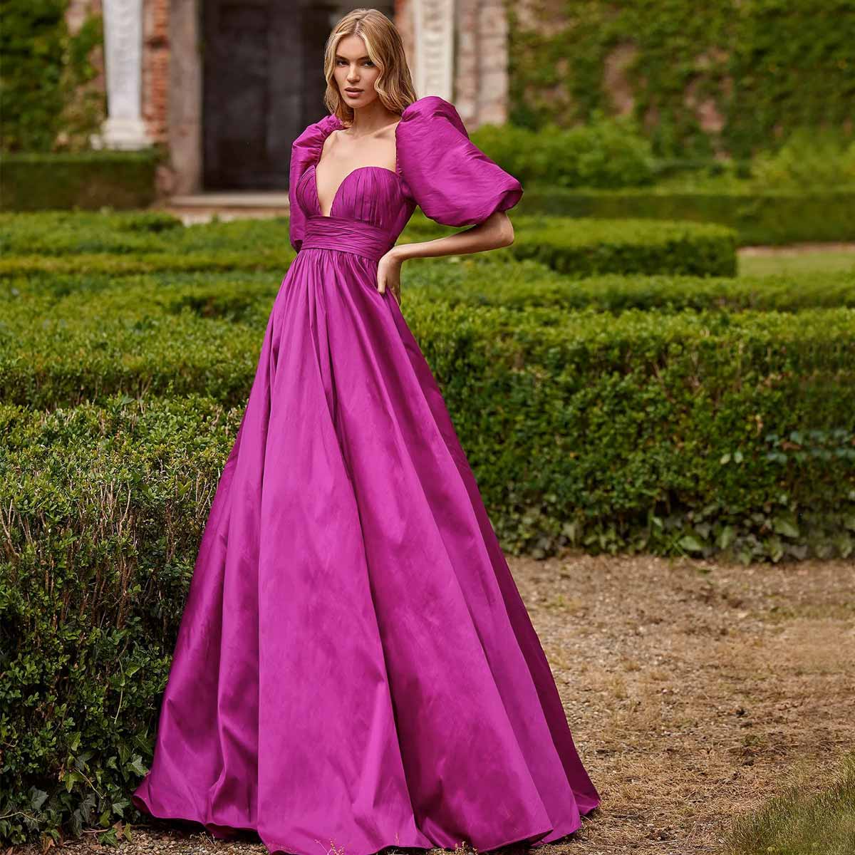 I 7 migliori abiti da sposa colorati 2024